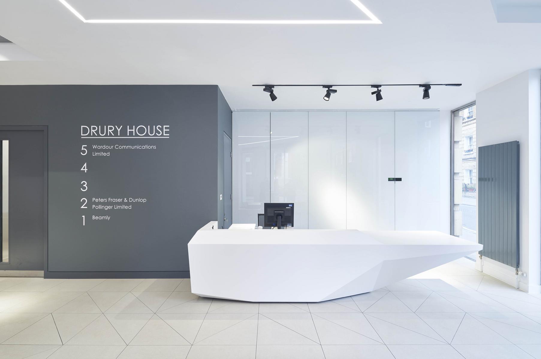 Isomi Kin Reception Desk - High Quality Reception Desk | MSL Interiors