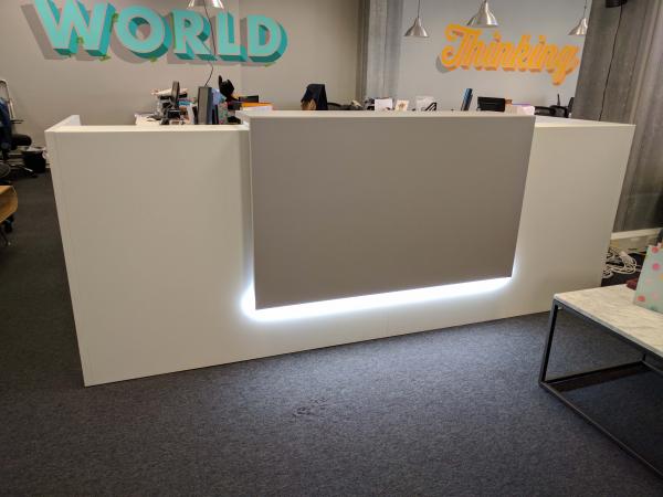 Quadrifoglio Z2 Reception Counter - Stunning Italian Reception Desk ...