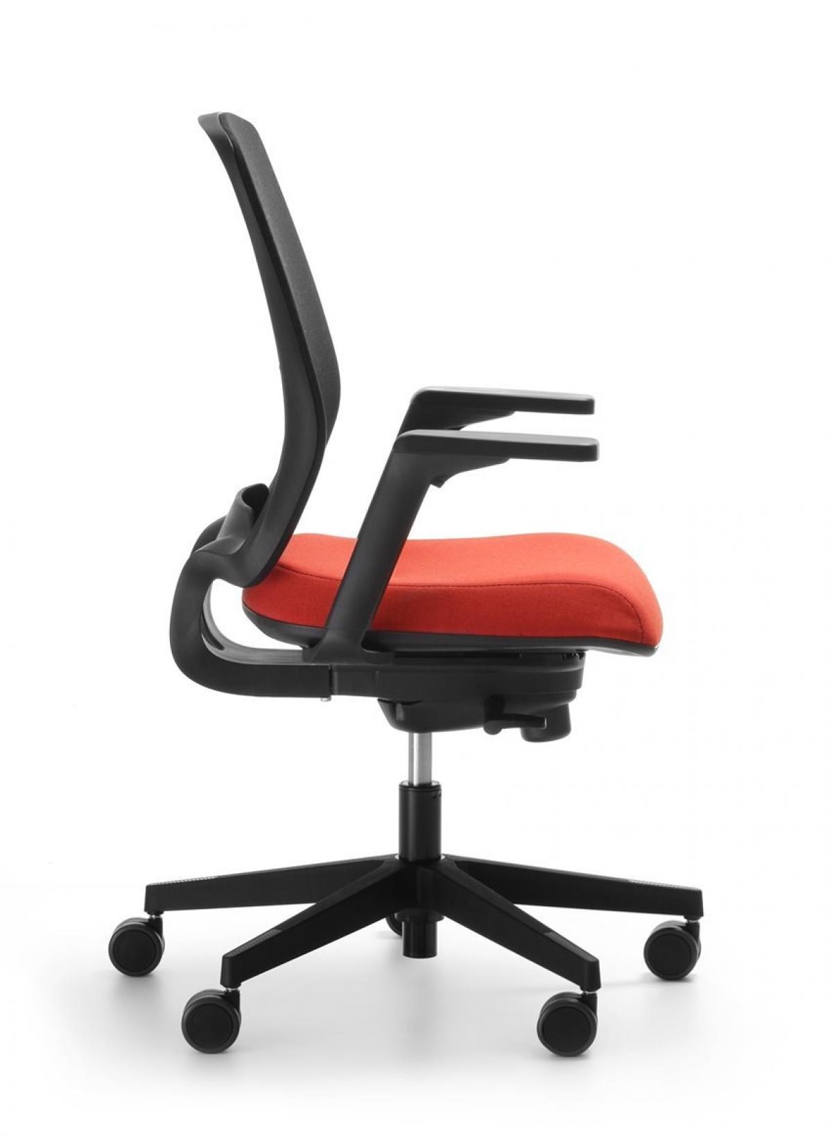 Momo Swivel Chair - Bejot - Comfortable Working Chair | MSL Interiors