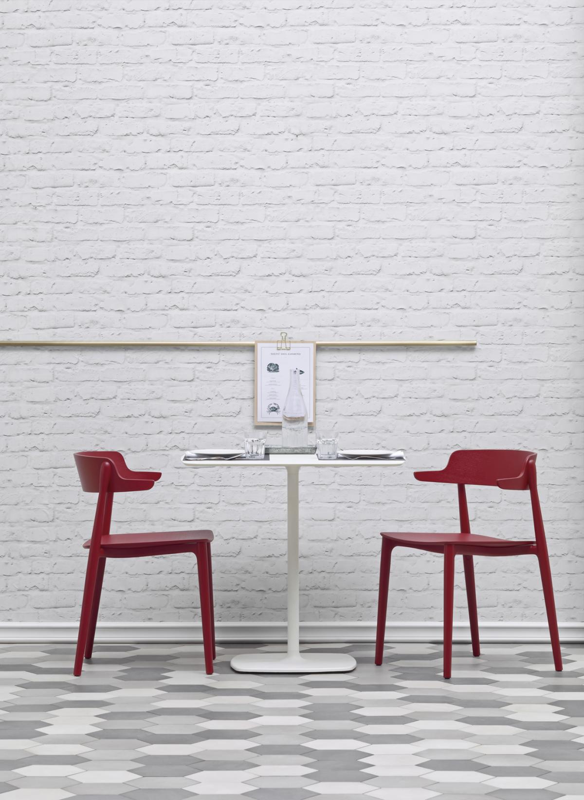 Pedrali Stylus Table - Italian Cafe and Bistro Tables | MSL Interiors