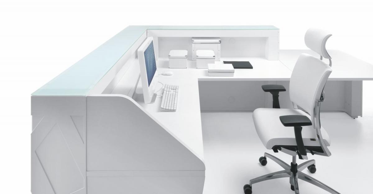 MDD Zig Zag Reception Desk - Illuminated Contemporary Reception Desk ...