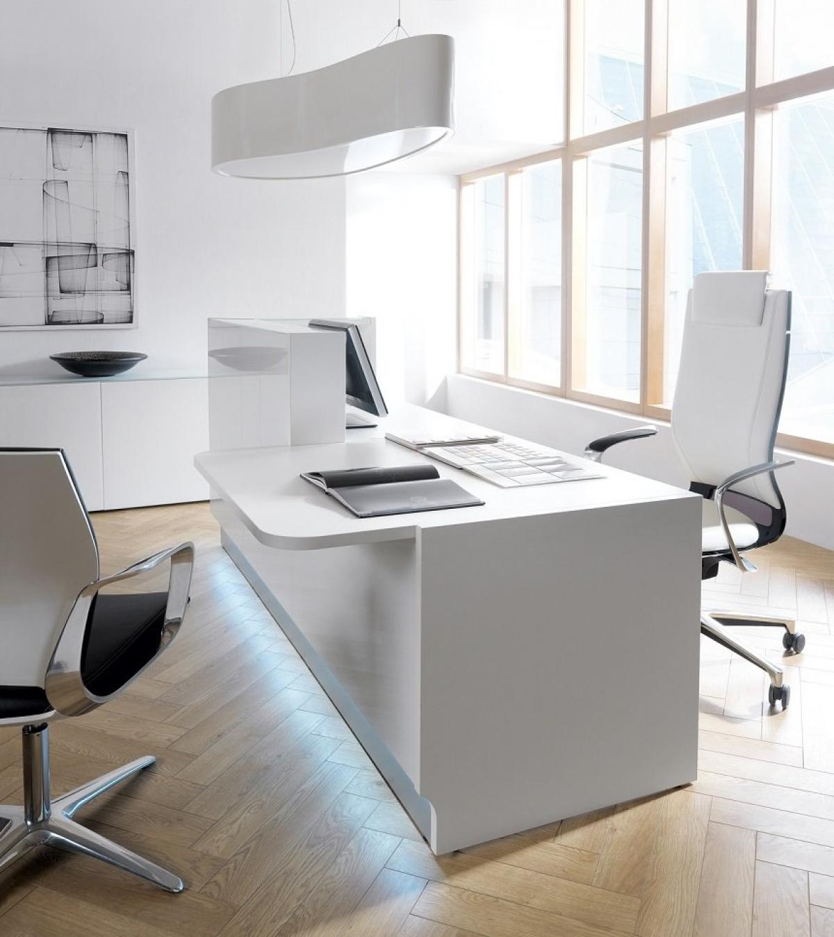 MDD Linea Reception Desk - Glass Reception Counter | LED Illumination ...