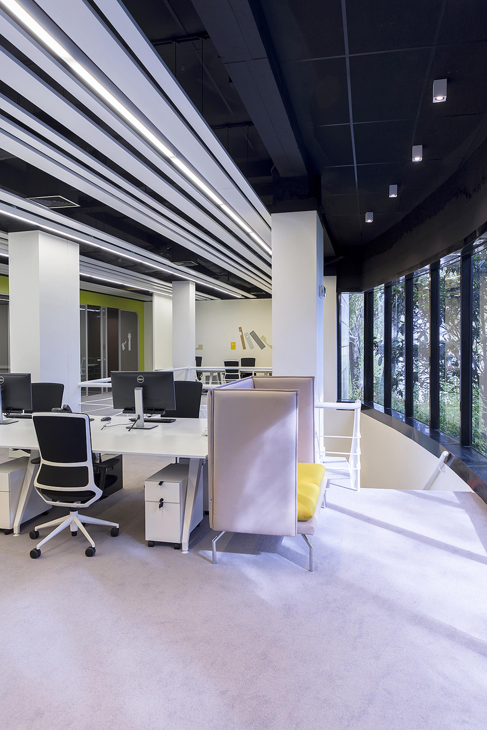 Contemporary Office Desks | MSL Interiors Ltd