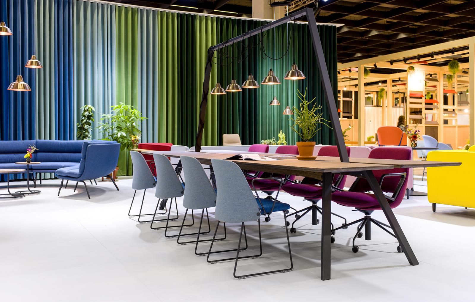 Dock Table - Contemporary Meeting Table | MSL Interiors