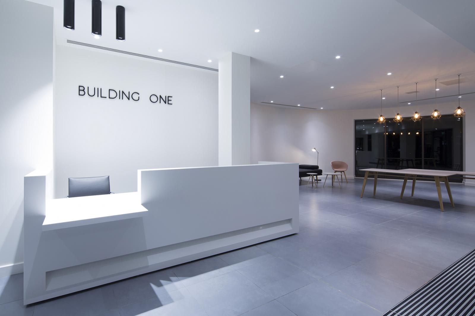 Isomi Blok Reception Desk - High Quality Reception Desk | MSL Interiors