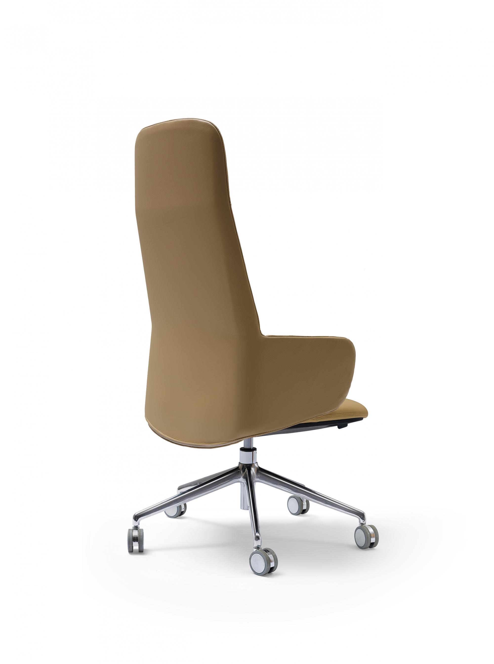 Deep Executive Chair by Quinti | MSL Interiors Ltd