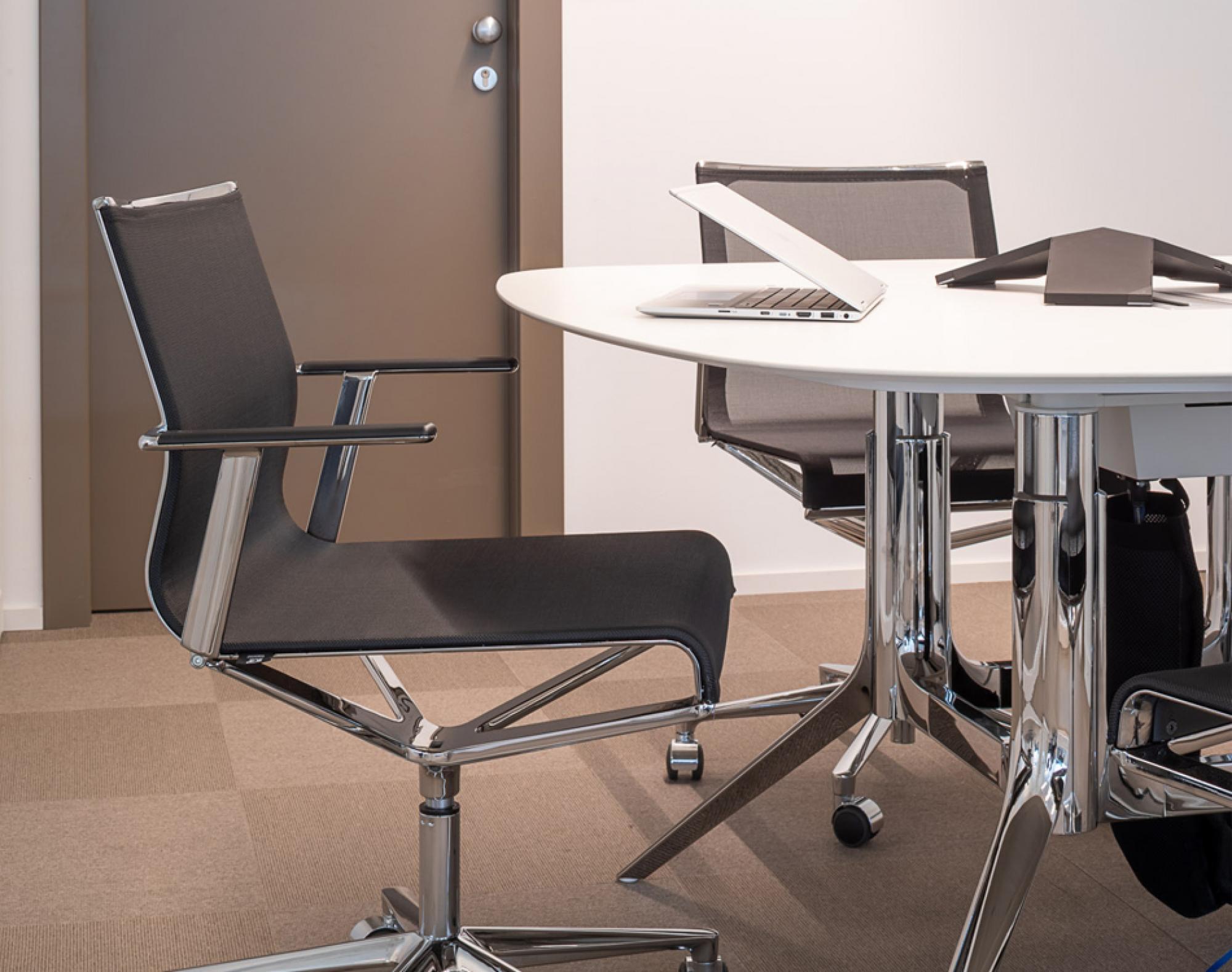 NoTable Meeting Table High Quality Boardroom Table | MSL Interiors