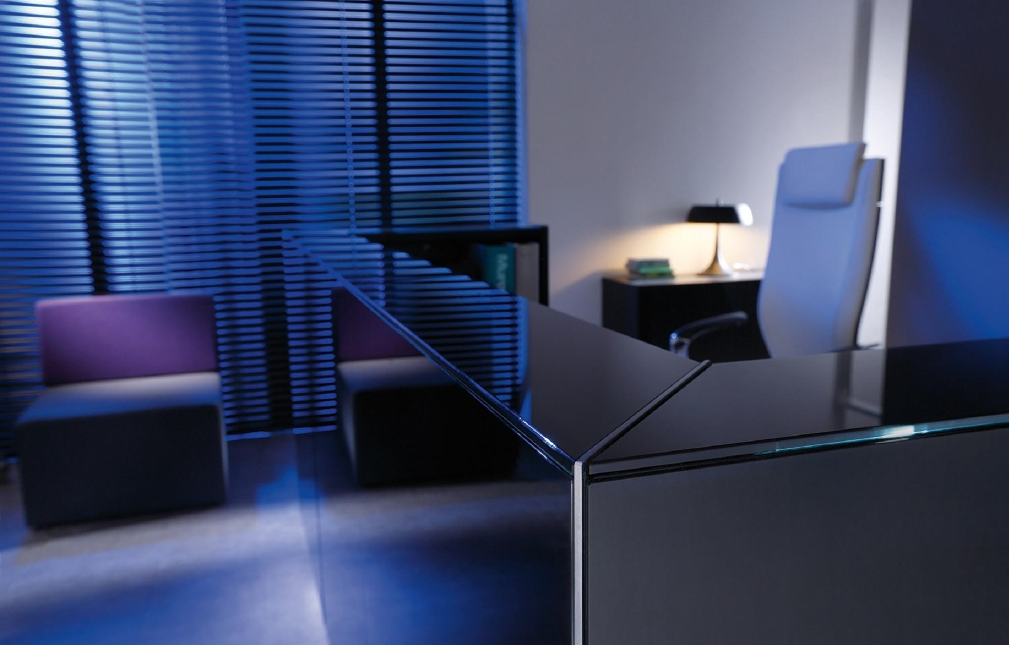 MDD Linea Reception Desk - Glass Reception Counter | LED Illumination ...
